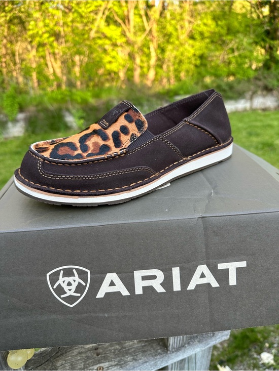 Ariat | Shoes | Ariat Cruiser Leopard Slipon Loafers Womens Size ...